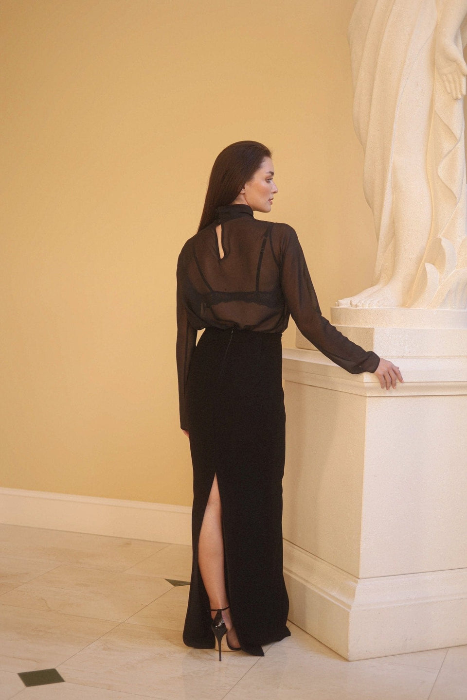 Danielle Shea – Modatrova